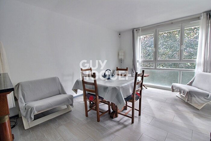Villejuif, Centre-ville : Appartement 3 pièces à vendre