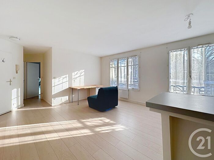 Appartement à vendre - Thiais, Proche Choisy - 2 pièces - 1 chambre