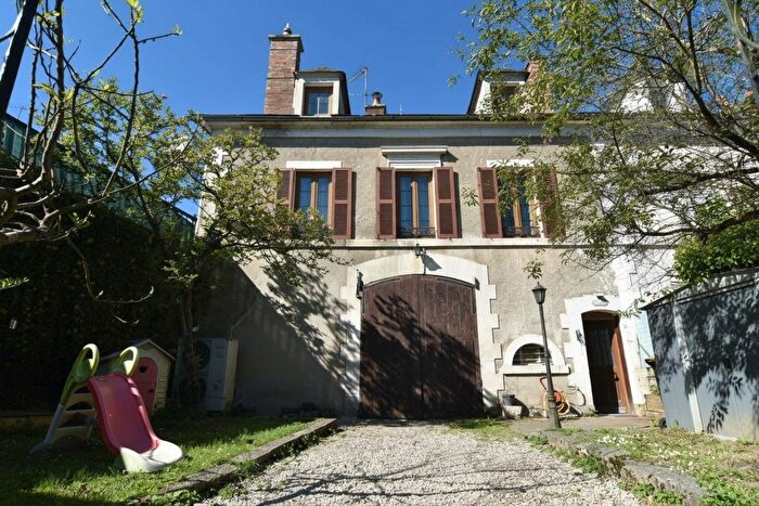Maison 7 pièces à Appoigny, à vendre