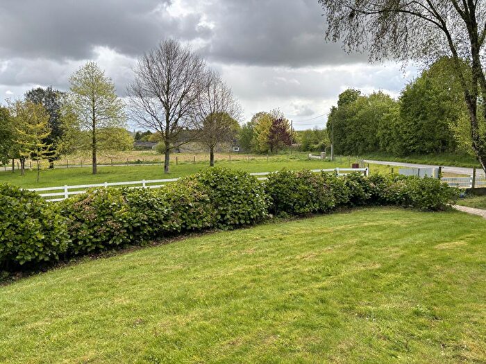 Maison à vendre - Saint-Vran - 8 pièces - 5 chambres