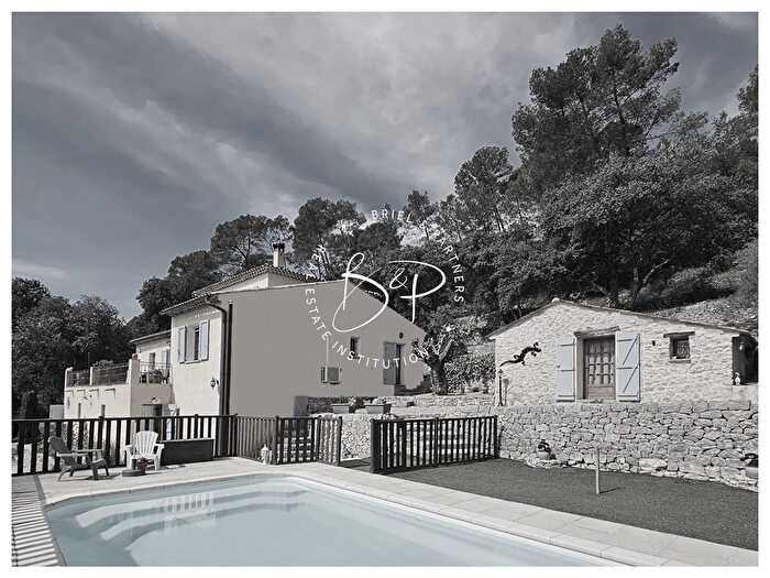 Maison à vendre - Entrecasteaux - 6 pièces - 5 chambres