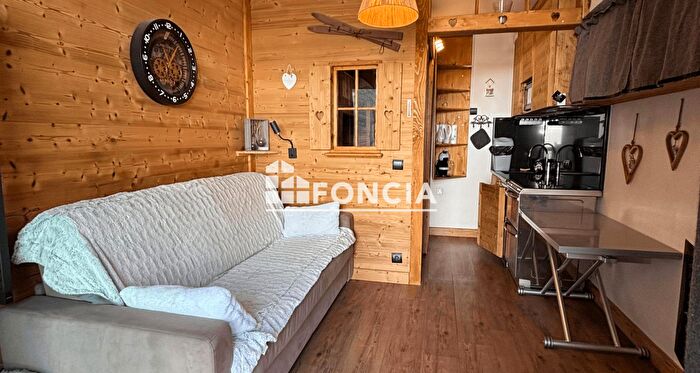 Allos - Appartement 11 pièces à vendre