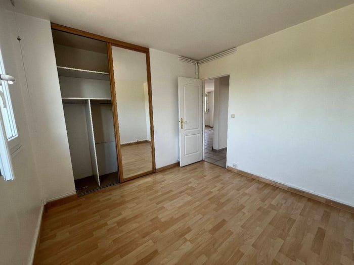 Sainte-Geneviève-des-Bois : Appartement 3 pièces à louer