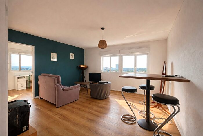 Appartement à vendre - Angers - 4 pièces - 3 chambres