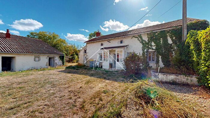 Maison 4 pièces à Bellenaves, à vendre