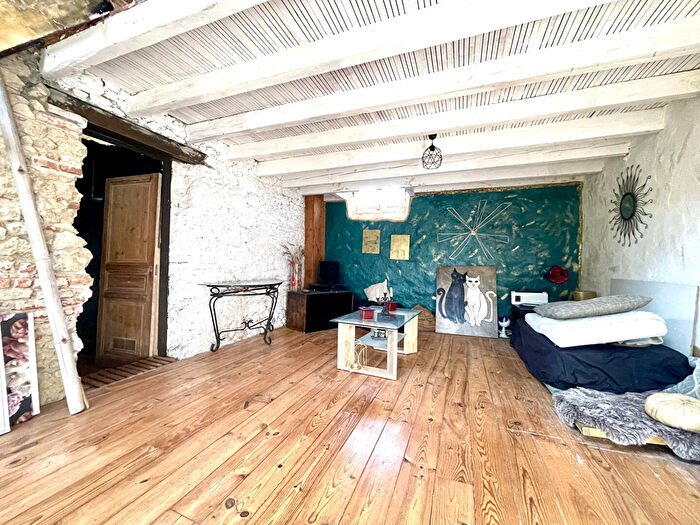 Maison à vendre - Bourg-Saint-Bernard - 5 pièces - 3 chambres