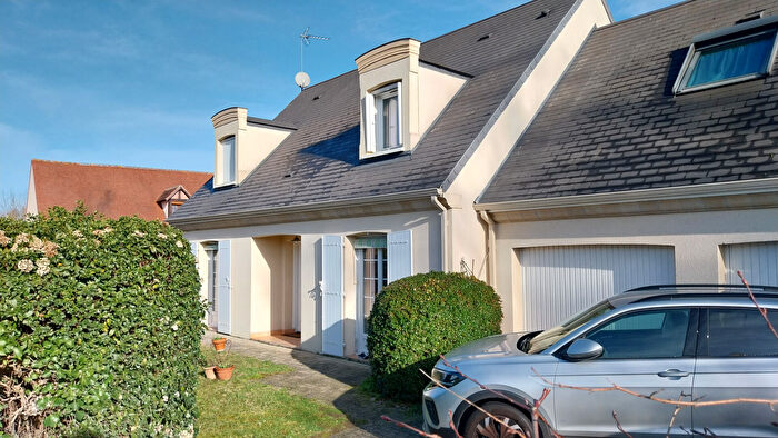 Maison à vendre - Orléans, La Binoche - 7 pièces - 5 chambres