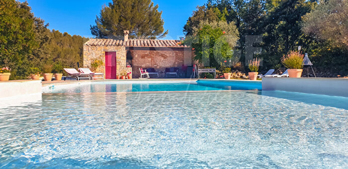 Maison 10 pièces à Le Beausset, à vendre