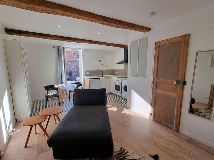 Centre, Vidauban : Appartement 1 pièce à louer