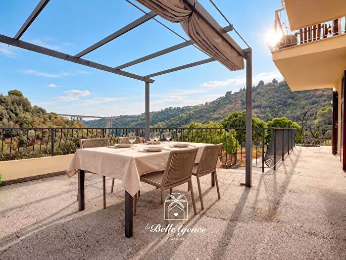 Nice, Saint-Pancrace : Appartement 4 pièces à vendre