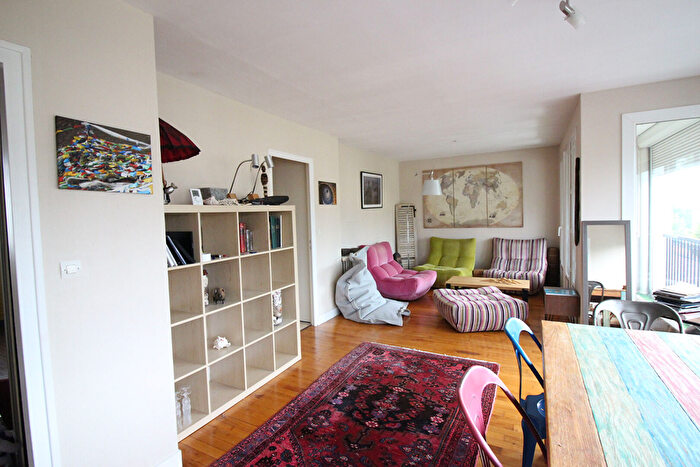 Quartiers Nord-Ouest, Villejean : Appartement 3 pièces à louer