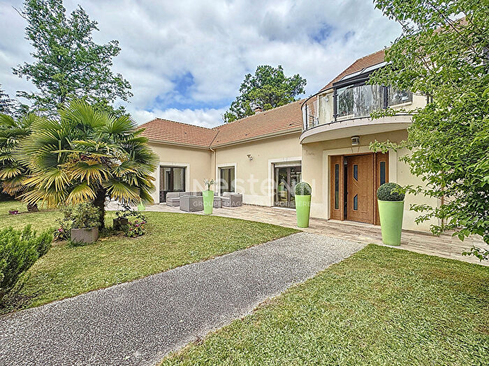 Maison à vendre - Lamorlaye - 9 pièces - 5 chambres