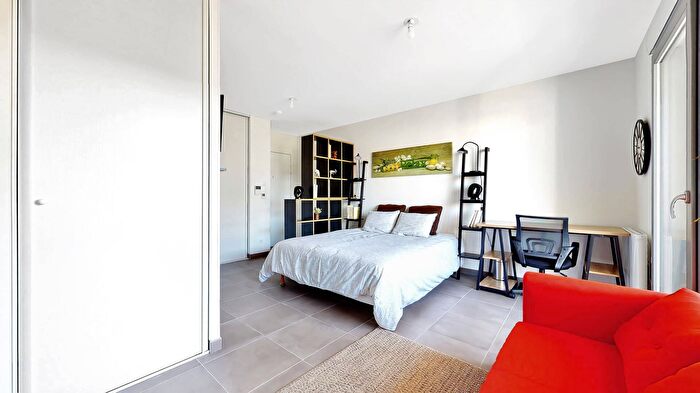 Appartement à louer - Le Grand Trou, Lyon ème arrondissement - 1 pièce