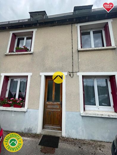 Appartement 2 pièces à Pierrefort, à vendre