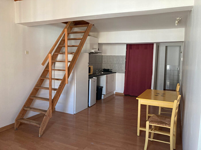 Appartement 1 pièce à Sauveterre-de-Guyenne, à louer