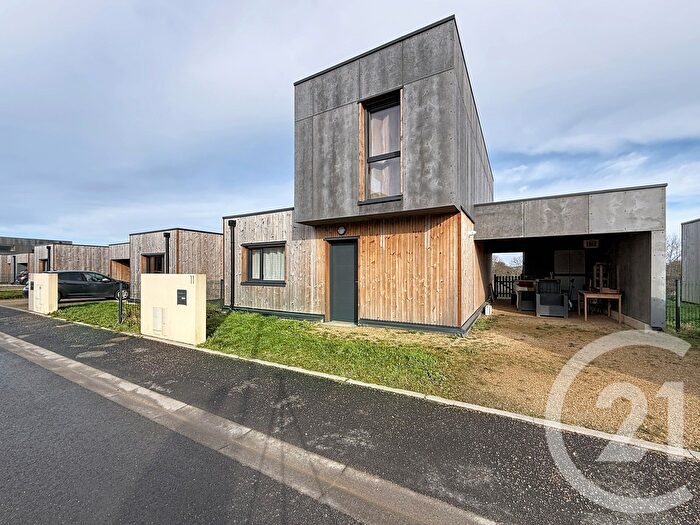 Maison à vendre - Ploubezre - 4 pièces - 3 chambres