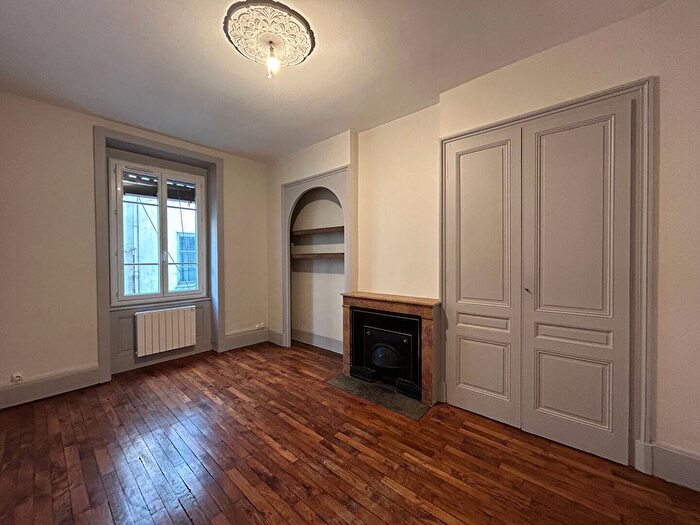 Appartement à louer - Guillotière, Lyon ème arrondissement - 2 pièces - 1 chambre