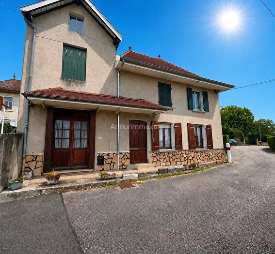 Maison 7 pièces à vendre à Les Avenières