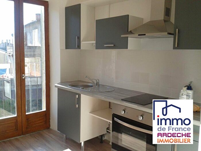 Appartement à louer - Privas - 3 pièces - 2 chambres