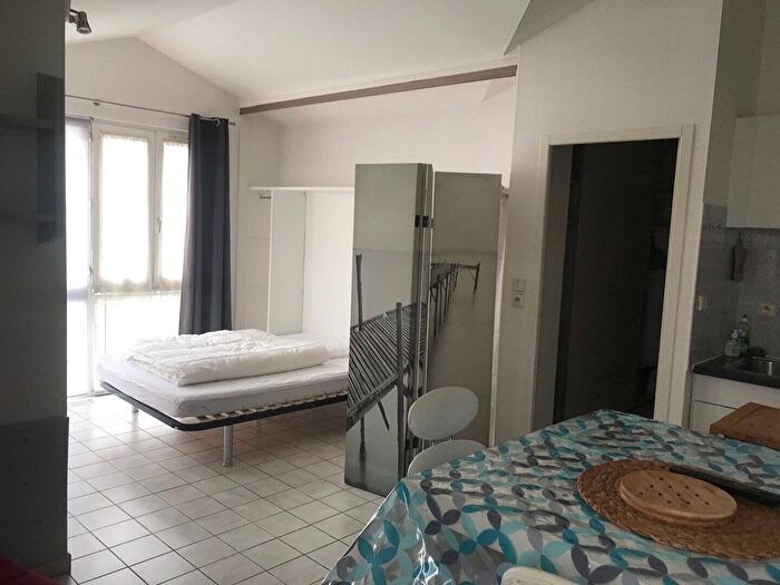 Appartement à louer - Centre Ville, La Rochelle - 1 pièce