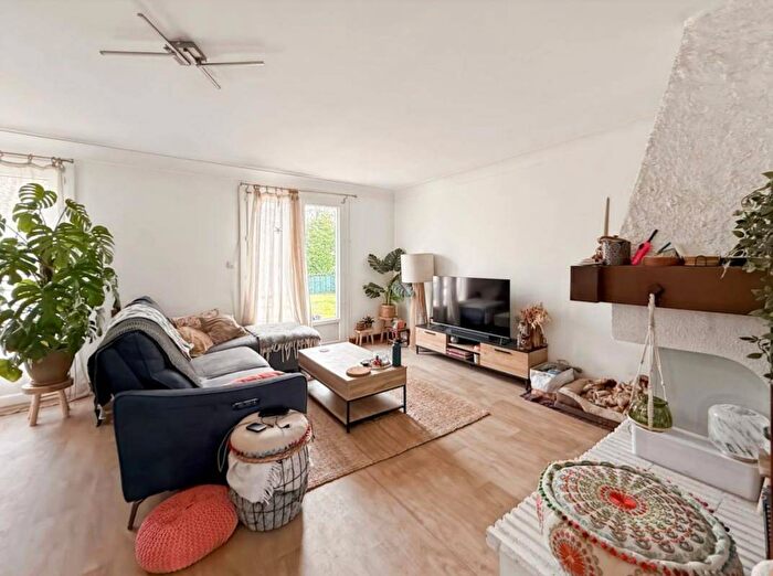 Maison à louer - Artassenx - 4 pièces - 3 chambres