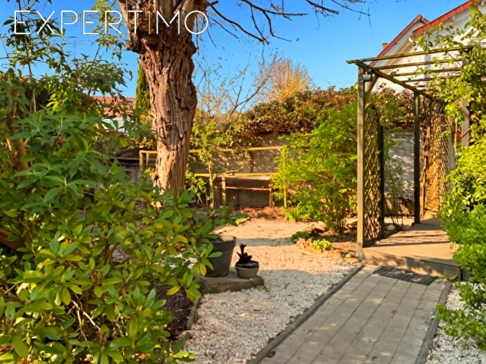 Maison à vendre - Autouillet - 6 pièces - 3 chambres