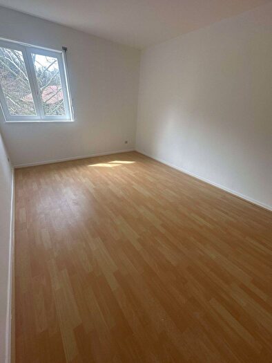 Appartement à louer - Oiselet la Grive, Bourgoin-Jallieu - 3 pièces - 2 chambres