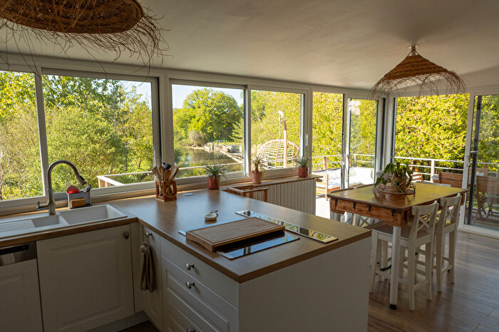 Maison 6 pièces à Nesmy, à vendre