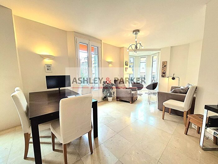 Appartement 3 pièces à Nice, Gambetta, à vendre