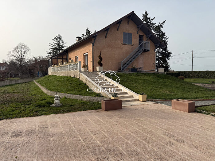 Maison à vendre - Pouilly-les-Nonains - 7 pièces - 4 chambres