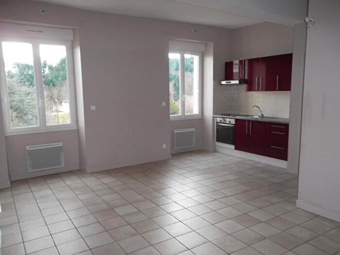 Appartement 2 pièces à louer à Saint-Alban-les-Eaux