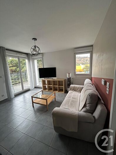 Neuville-sur-Saône - Appartement 2 pièces à louer