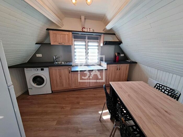 Appartement à louer - Saint-Omer - 2 pièces - 1 chambre