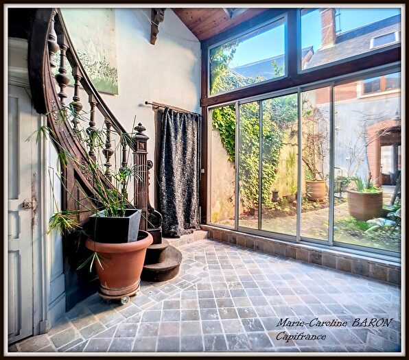 Maison à vendre - Buzançais - 7 pièces - 3 chambres