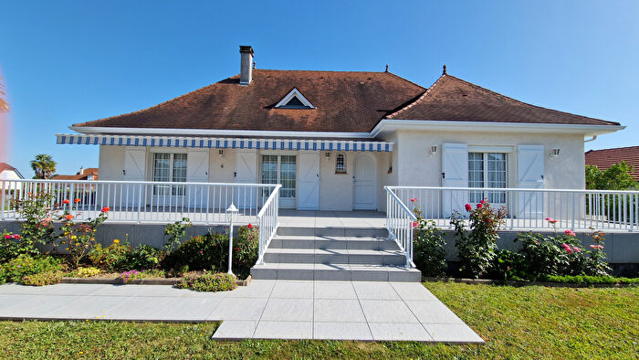 Maison 4 pièces à Agnos, à vendre