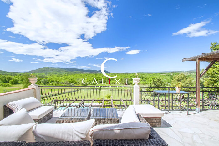Maison 12 pièces à vendre à Fayence