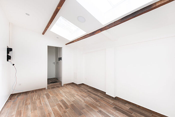 Appartement à vendre - Saint-Ouen, Debain - 1 pièce