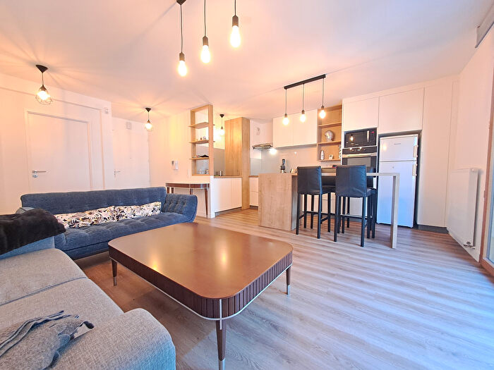 Appartement à vendre - BayonneBayonaBaiona, Centre-ville, Hôtel de Ville - 3 pièces - 2 chambres