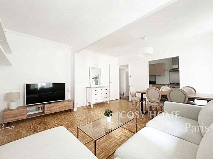 Appartement à louer - Cambronne-Garibaldi, Paris ème arrondissement - 3 pièces - 2 chambres