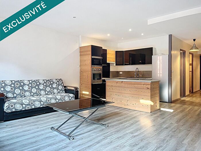 Appartement à vendre - Moûtiers - 4 pièces - 3 chambres