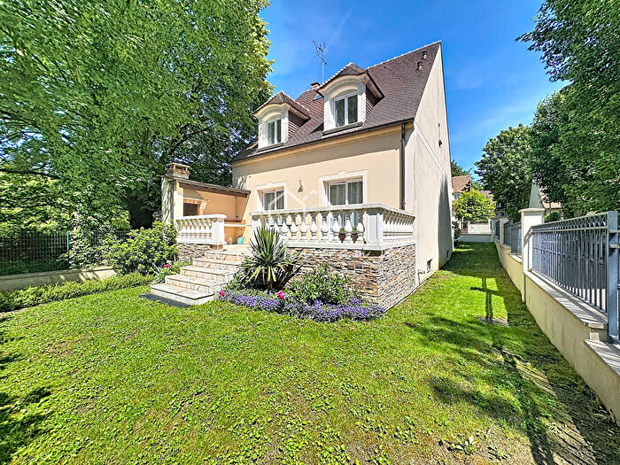 Champs-sur-Marne, Le Luzard, Picasso : Maison 6 pièces à vendre