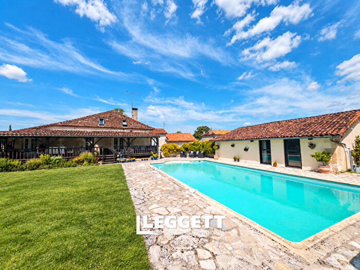 Maison 14 pièces à vendre - Saint-Romain