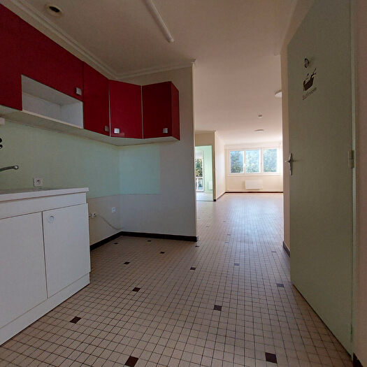 Rochejean : Appartement 2 pièces à louer