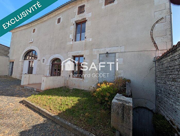 Courcôme - Maison 7 pièces à vendre
