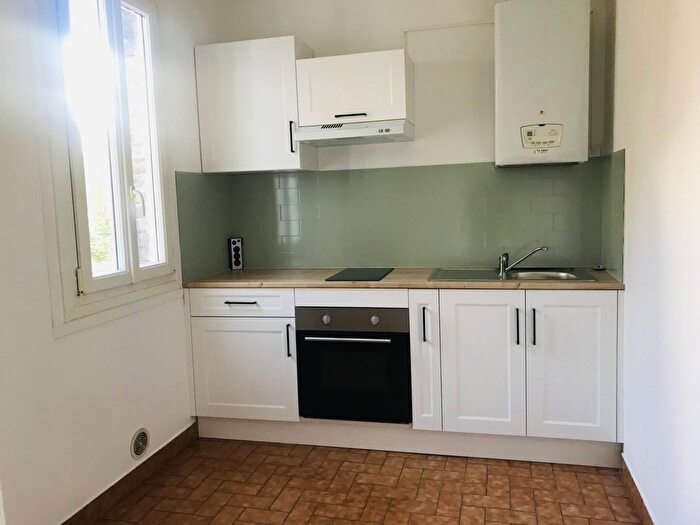 Appartement à louer - Clairmarais-Charles Arnould, Reims - 2 pièces - 1 chambre