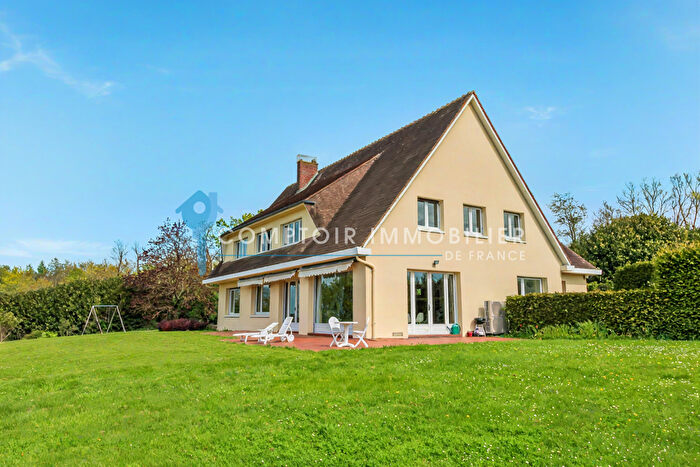 Maison à vendre - Beaumont-le-Roger - 10 pièces - 7 chambres