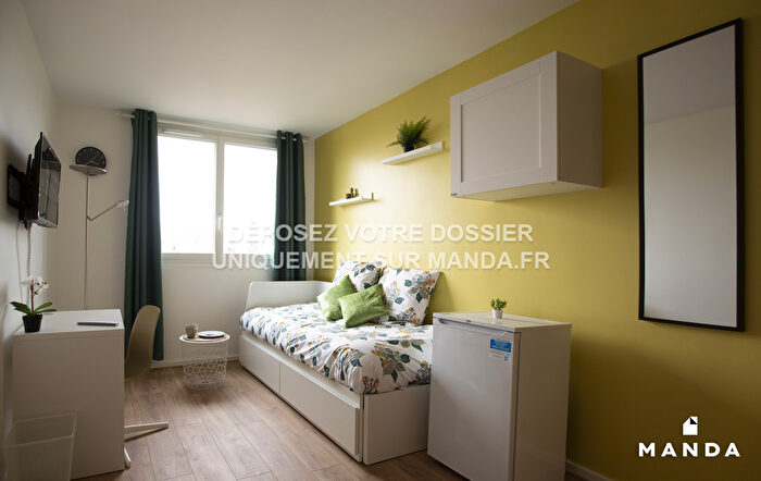 Appartement à louer - Épinay-sur-Seine, La Source, Les Presles - 5 pièces - 4 chambres