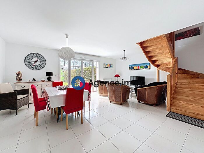 Maison à vendre - Urrugne - 4 pièces - 3 chambres