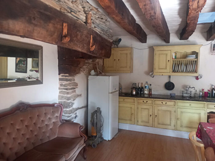 Saint-Martin-des-Prés - Maison 2 pièces à vendre