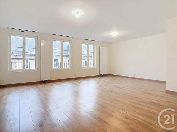 Appartement 3 pièces à louer à Nancy, Ville vieille, Léopold